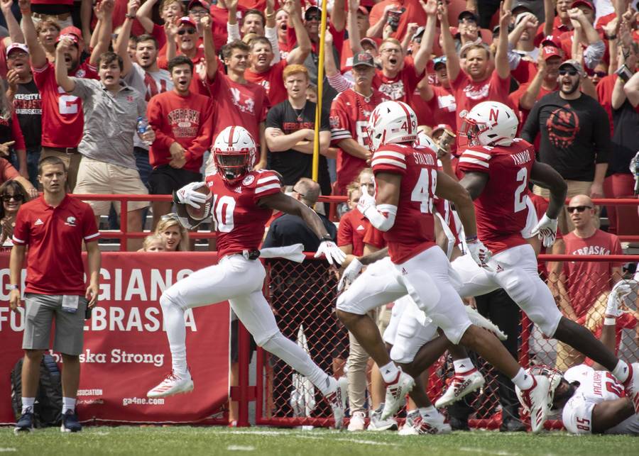 Monday Morning Quarterback: Matt Lubick's top priority - recruiting or ...